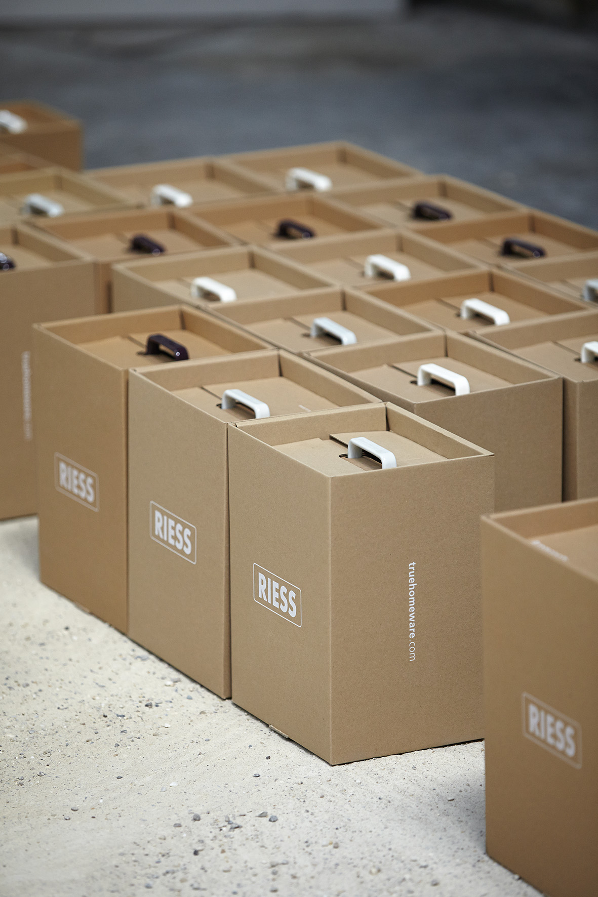 AROMAPOTS PACKAGING